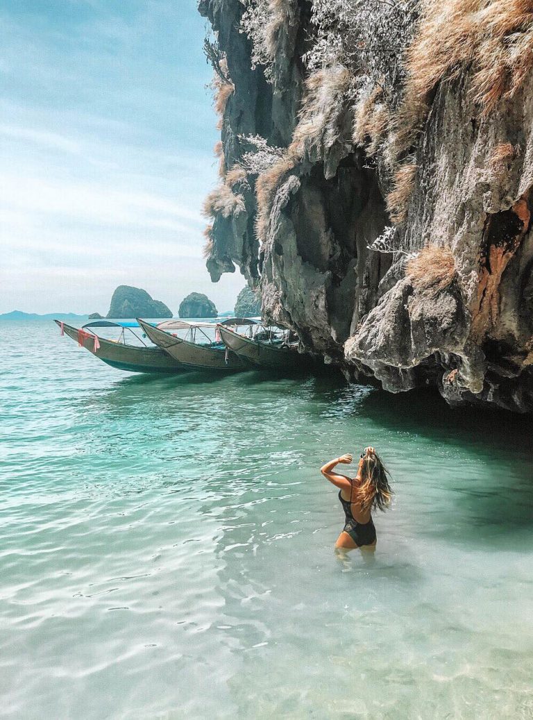 Thailand Travel Vlog With Contiki - To Vogue or Bust