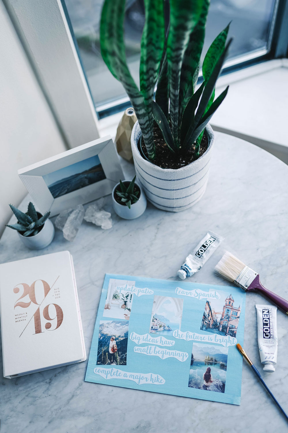 How to Create a Vision Board - To Vogue or Bust